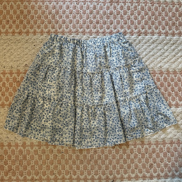 ROMWE | Skirts | Nwt New Floral Flowly Skirt Ruffled Mini A Line Blue ...